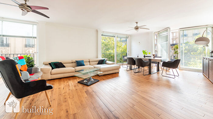 Appartement à vendre - Paris e , Chaillot - 5 pièces - 3 chambres