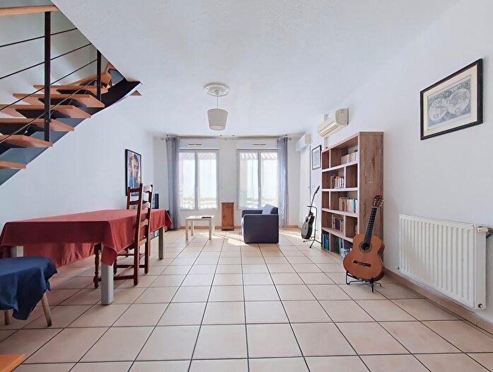 Appartement 5 pièces à Nîmes, Carmes, à vendre