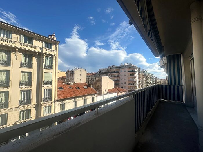 Appartement à louer - Nice, Cessole - 3 pièces - 2 chambres