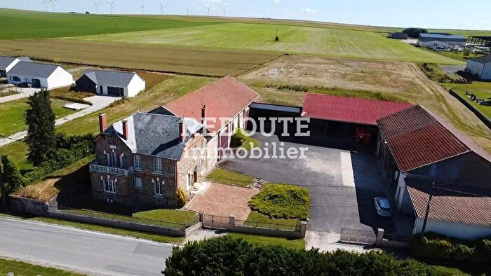 Maison 9 pièces à Saint-Martin-l'Heureux, à vendre