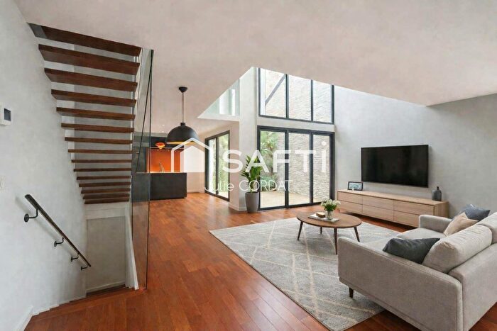 La Garenne-Colombes, Centre Nord, Gare, Mairie - Maison 8 pièces à vendre