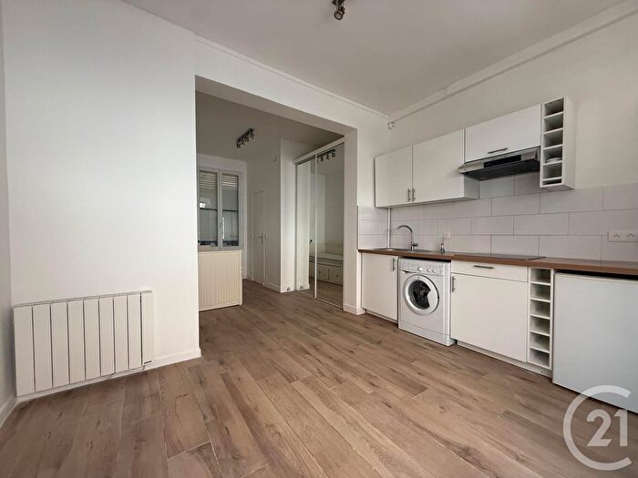 Appartement à vendre - Paris e , Epinettes, Bessières - 1 pièce