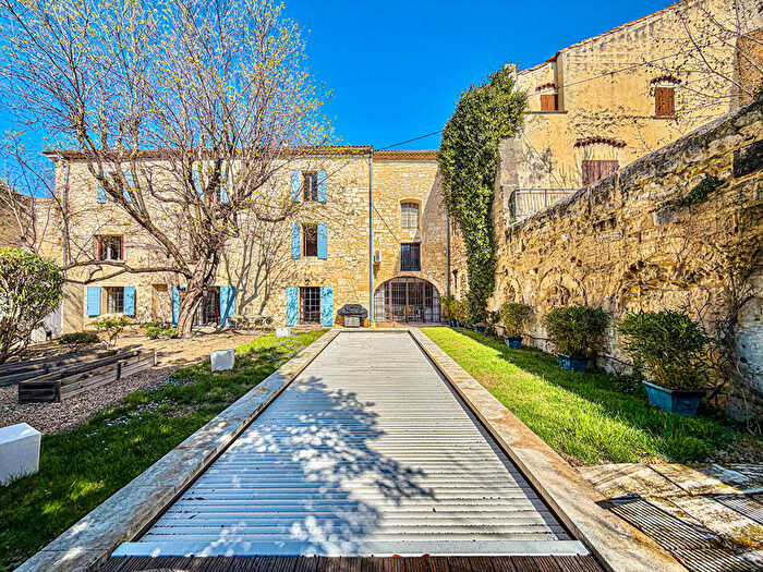 Maison à vendre - Tarascon, Centre-ville, Château, Condamine - 11 pièces - 7 chambres