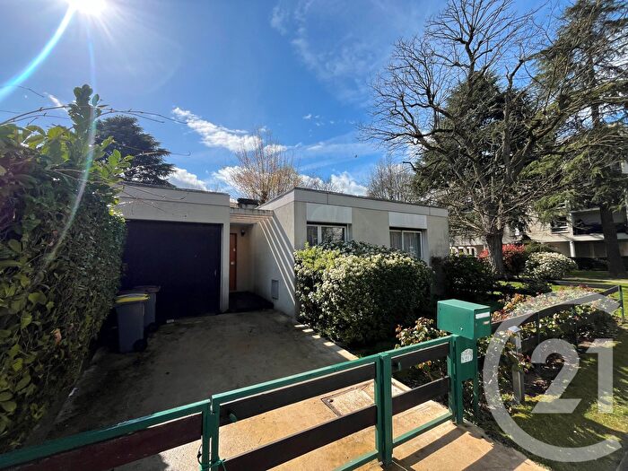 Maison à vendre - Évry, Parc aux Lièvres - 5 pièces - 3 chambres