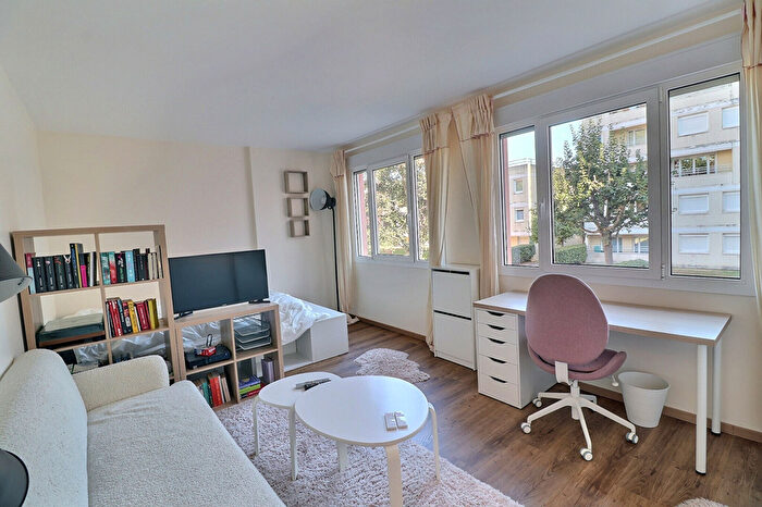 Appartement 1 pièce à vendre - Guyancourt, Le Parc, Les Saules