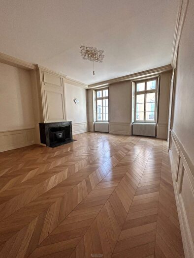 Appartement à louer - Presquîle, Centre ville, Cordeliers, Lyon ème arrondissement - 2 pièces - 1 chambre