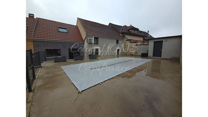 Maison à vendre - Forléans - 9 pièces - 5 chambres