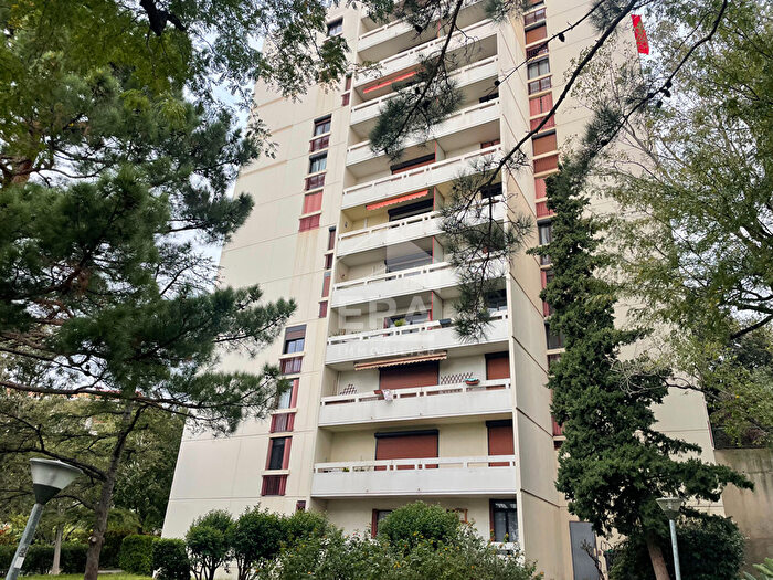 Appartement à vendre - Marseille e , La Fourragère - 3 pièces - 2 chambres