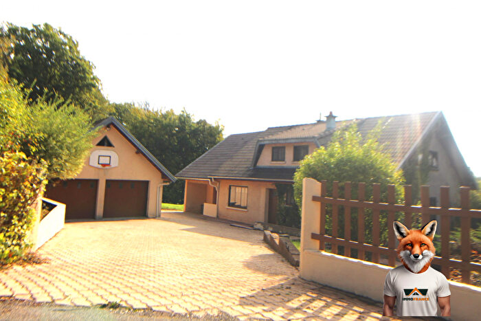 Maison à vendre - Frahier-et-Chatebier - 8 pièces - 5 chambres