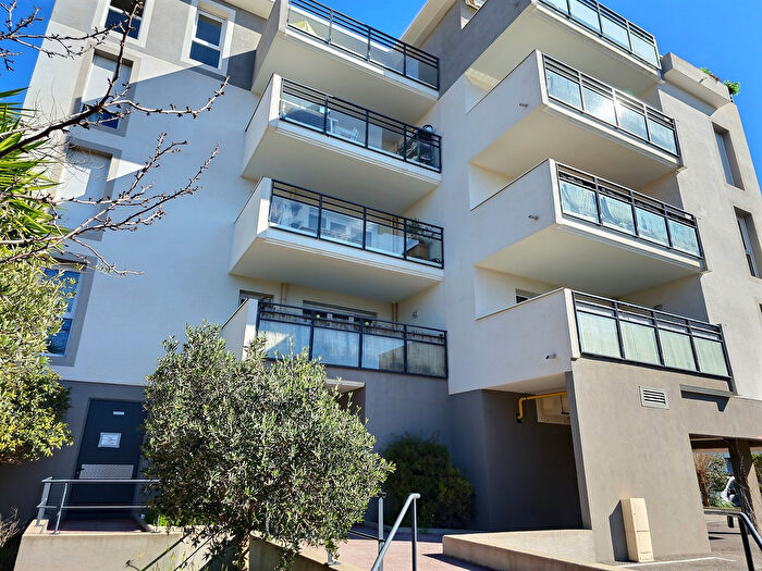 Appartement à vendre - La Garde, Le Village - 3 pièces - 2 chambres