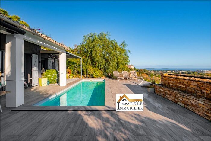 Maison à vendre - Mandelieu-la-Napoule - 3 pièces - 2 chambres