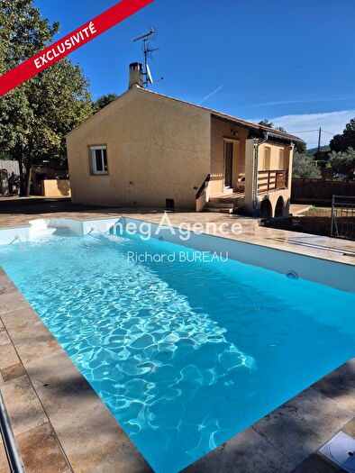 Maison 4 pièces à Méounes-lès-Montrieux, à vendre