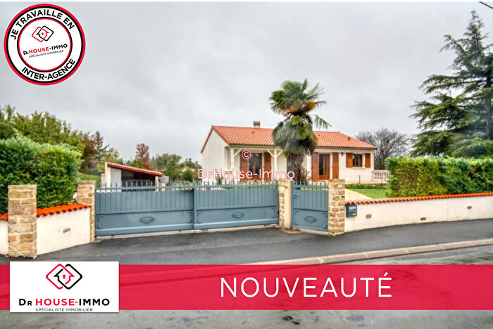 Maison à vendre - Exireuil - 5 pièces - 4 chambres