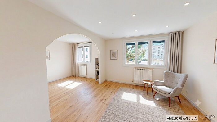 Fontaine, Les Alpes, Les Buissonnées, Cachin : Appartement 2 pièces à vendre
