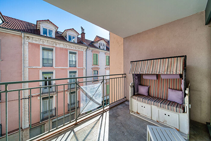 Voiron, Centre-ville, Gare - Appartement 3 pièces à vendre