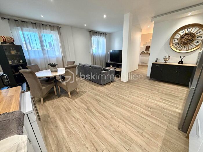 Maison à vendre - Cléon - 5 pièces - 3 chambres