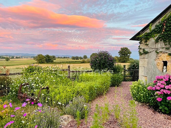 Maison à vendre - Isenay - 4 pièces - 2 chambres
