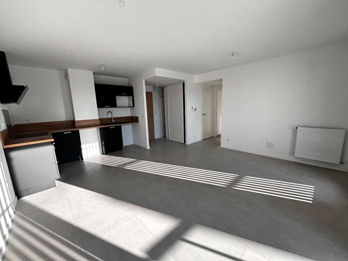 Appartement 3 pièces à Laval, Les Pommeraies, à louer