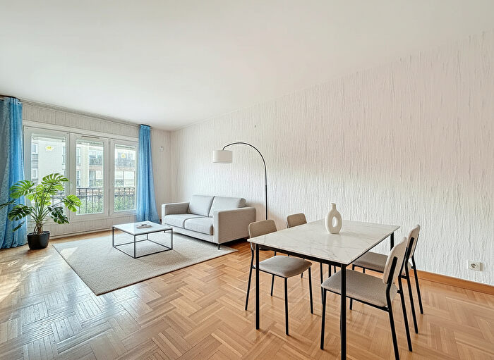 Maison à vendre - Maurepas, Centre-ville, Malmedonne - 4 pièces - 3 chambres