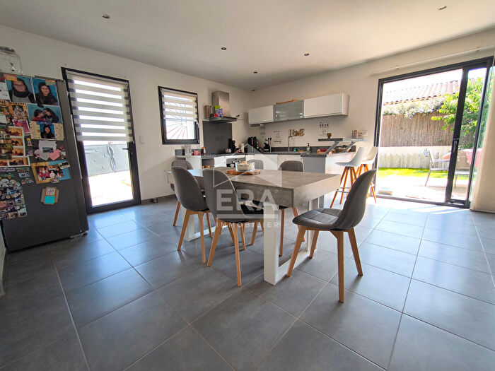 Maison à vendre - Vidauban - 4 pièces - 3 chambres