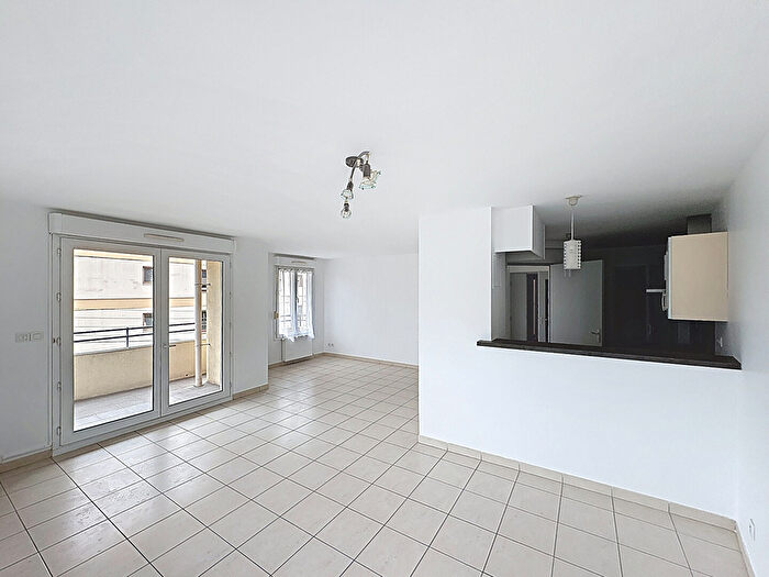 Appartement 4 pièces à Bourg-en-Bresse, Gare, Peloux-Mail, Citadelle, à louer