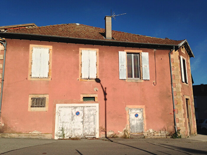 Maison à vendre - Le Cheylard - 9 pièces - 3 chambres