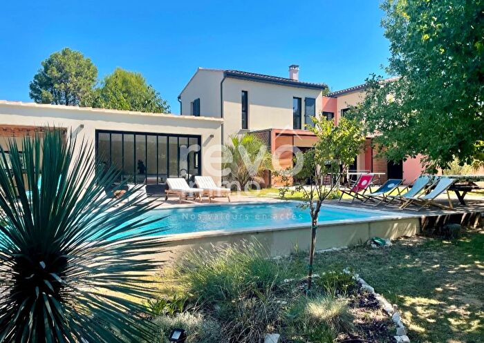 Maison à vendre - Uchaux - 7 pièces - 5 chambres