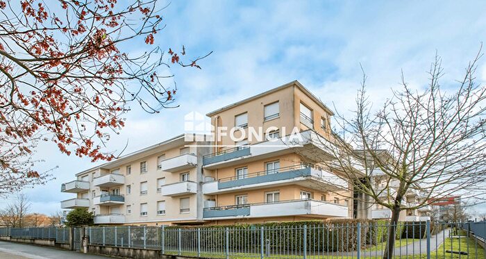 Appartement à vendre - Trappes, Coeur des Merisiers - 3 pièces - 2 chambres