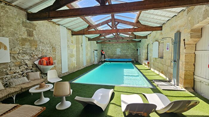 Maison à vendre - Gauriaguet - 15 pièces - 13 chambres