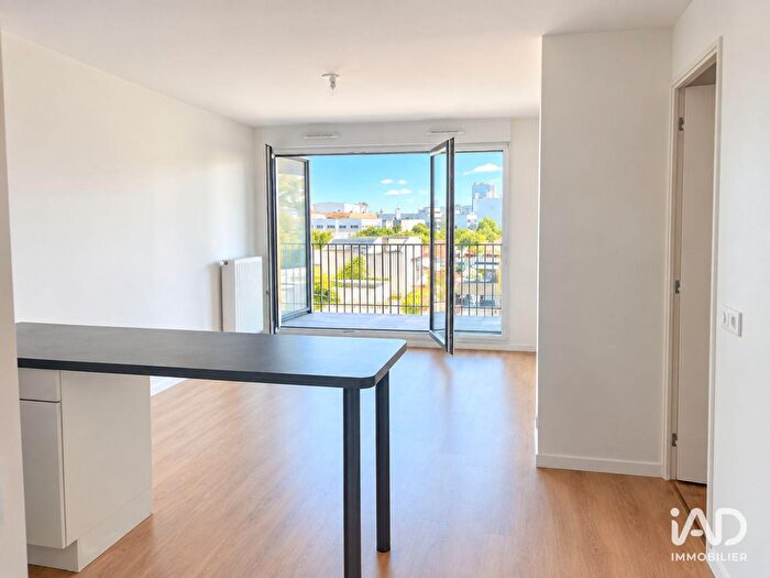 Appartement 3 pièces à vendre à Romainville, Bas Pays