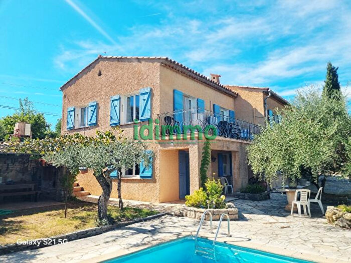 Maison à vendre - Flayosc - 6 pièces - 5 chambres