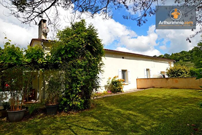Maison 6 pièces à Duras, à vendre