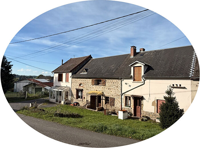 Maison à vendre - Pionsat - 8 pièces - 2 chambres