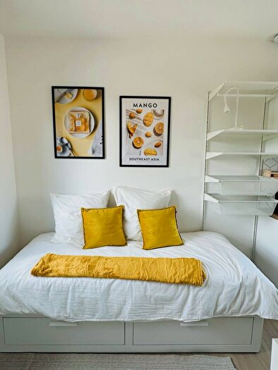 Appartement à louer - Centre Ville, Mondeville - 1 pièce