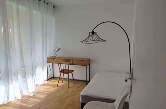 Appartement à louer - Les Larris-Maradas, Pontoise - 1 pièce