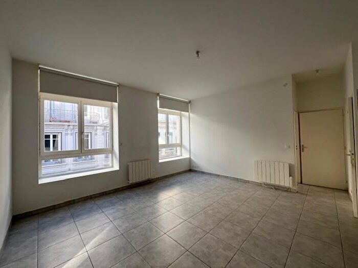 Appartement à louer - Saint-Étienne, Tardy, Colline des Pères, Bizillon - 2 pièces - 1 chambre
