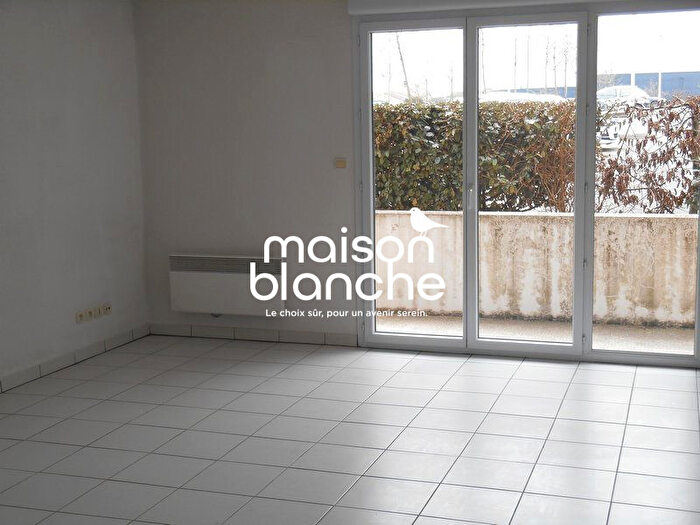 Appartement à louer - Parthenay - 2 pièces - 1 chambre