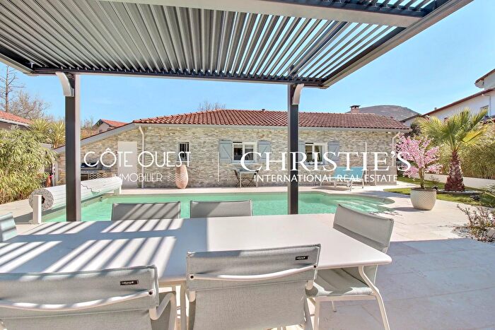 Maison à vendre - Urrugne - 4 pièces - 2 chambres