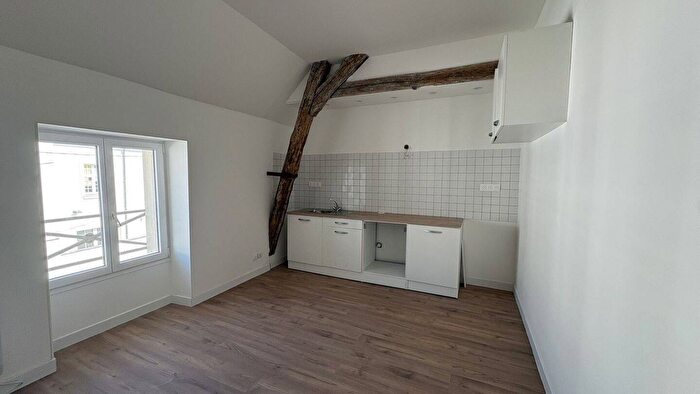 Vieux Pays Carrieres, Vaujours : Appartement 2 pièces à louer