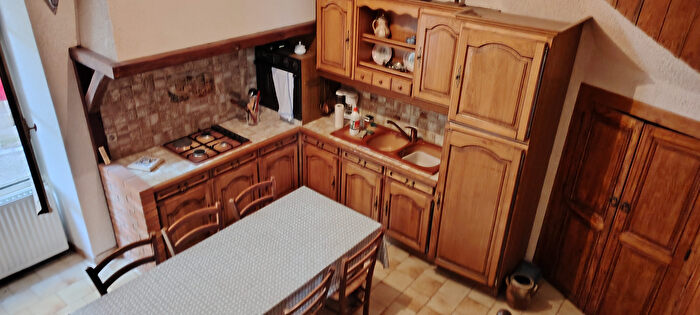 Airvault - Maison 12 pièces à vendre
