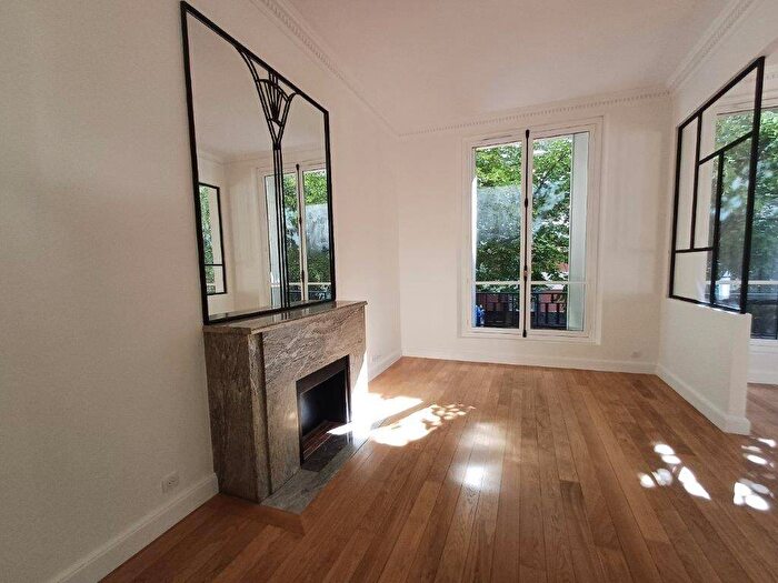 Appartement à louer - Porte Dauphine, Paris ème arrondissement - 7 pièces