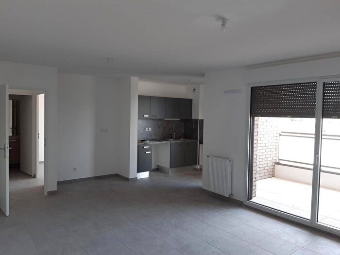 Appartement à louer - Les Genêts-Le Vinatier-Le Lessivas, Bron - 3 pièces - 2 chambres