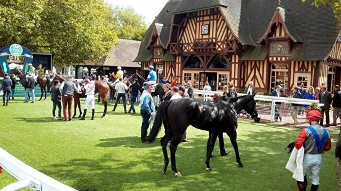 Maison à vendre - Deauville - 5 pièces - 4 chambres