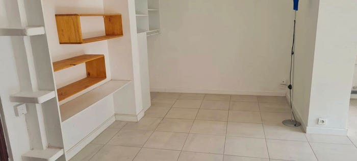 Appartement 2 pièces à louer à République, Cannes