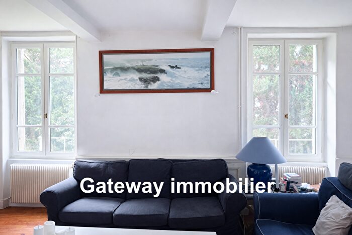 Maison 10 pièces à vendre à Clermont-Ferrand, Jaude, Fontgiève Saint-Alyre