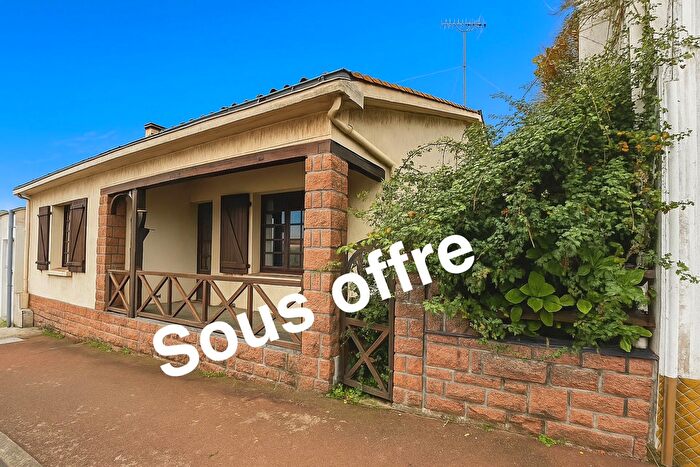 Maison à vendre - Avrillé - 3 pièces - 2 chambres