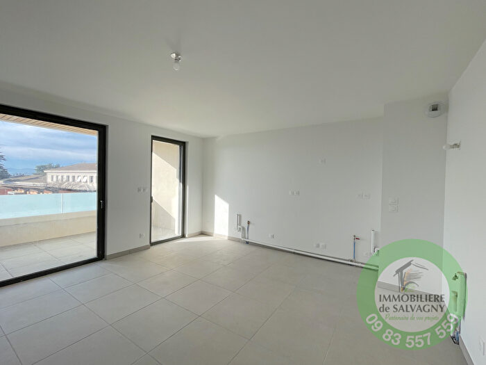 Appartement à vendre - La Tour-de-Salvagny - 2 pièces - 1 chambre