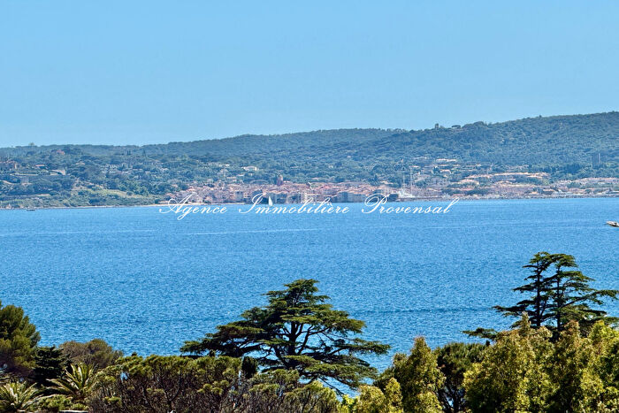 Sainte-Maxime, Sémaphore, Nartelle : Maison 4 pièces à vendre