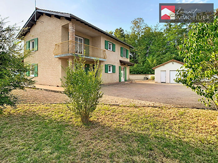 Maison 7 pièces à Bâgé-la-Ville, à vendre