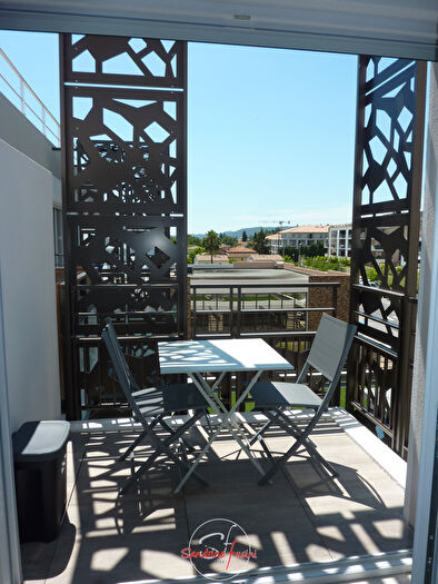 Carros : Appartement 1 pièce à vendre